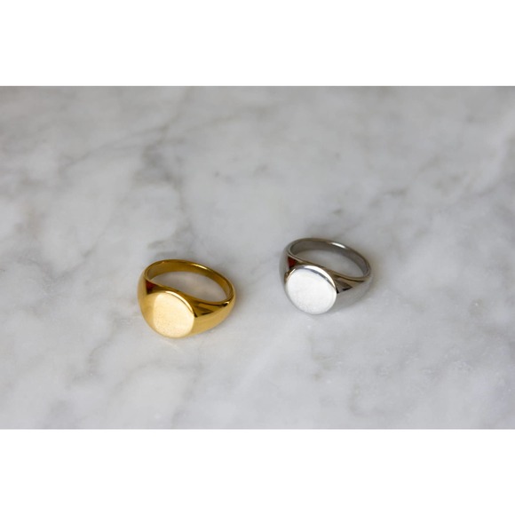 Jewelry | 18k Gold Signet Ring Gold Signet Ring Ring Monogram Ring ...
